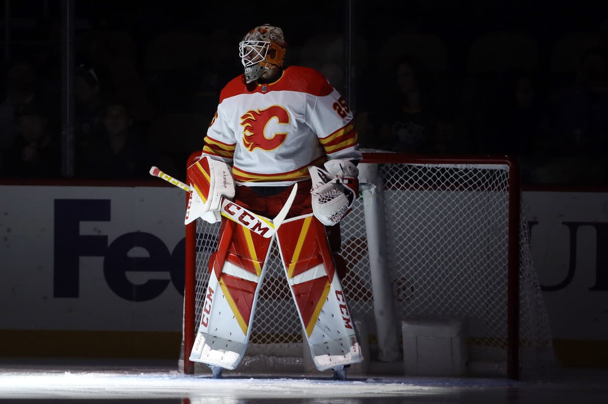 Calgary Flames 2021-22 mid-season report cards: goalies and defenders