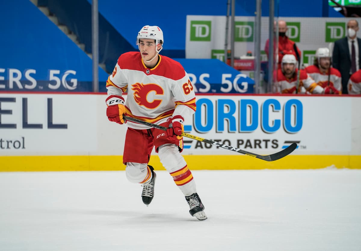 Adam Ruzicka scores first NHL goal to put Flames up 3–1 in San Jose