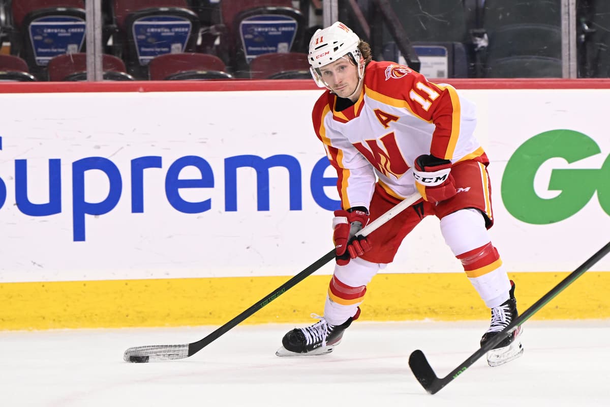 Flames prospect Matthew Phillips named AHL player of the week