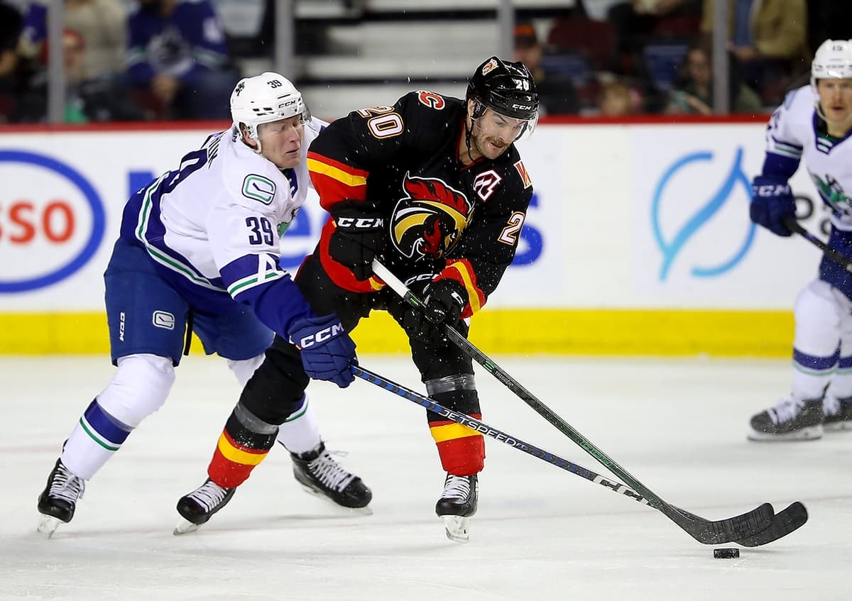 Recap: Calgary Wranglers start the Outlaw Era with a 3-1 win over ...